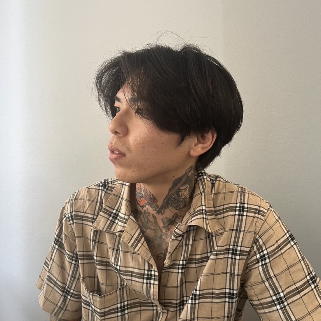 彫師紹介 – 大阪のタトゥースタジオ｜shadow ink tattoo